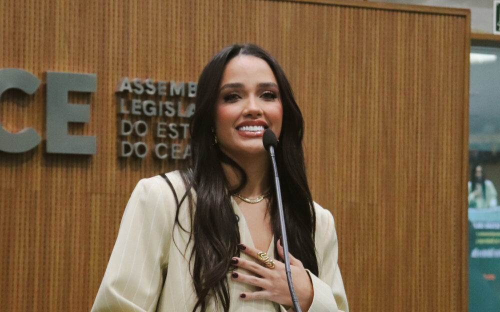 Solenidade na Acele homenageia Edisca e as bailarinas Eva Pacheco e ...